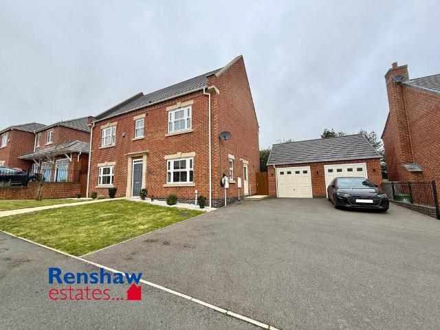 4 bedroom detached house to rent