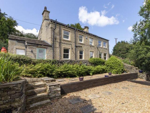 4 bedroom detached house to rent