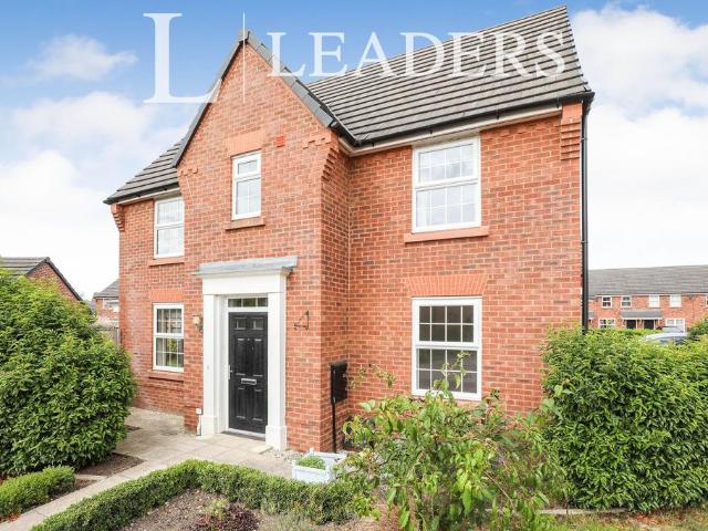 4 bedroom detached house to rent