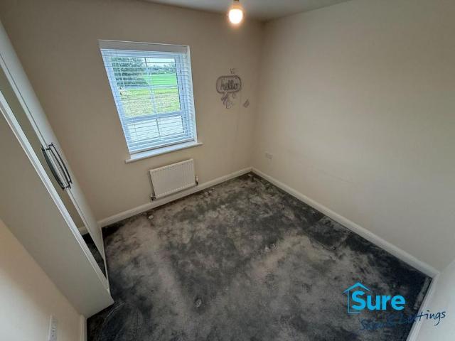 4 bedroom detached house to rent
