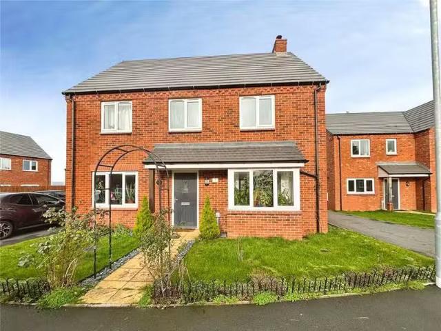 4 bedroom Detached House to rent, Amaryllis Drive, Apley, TF1.