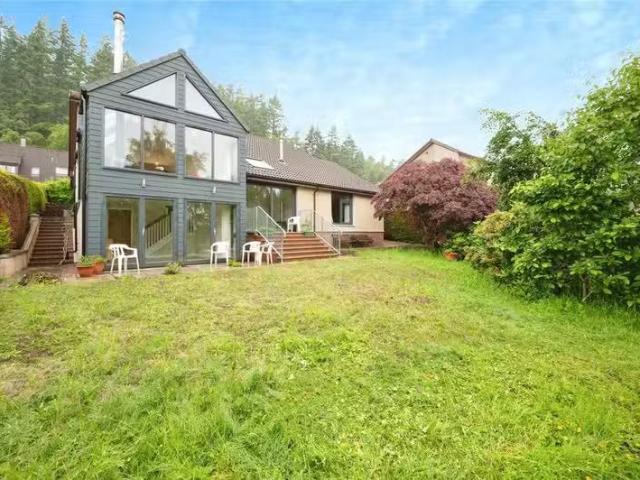 4 bedroom Detached House to rent, Balnafettack Place, Invernes.