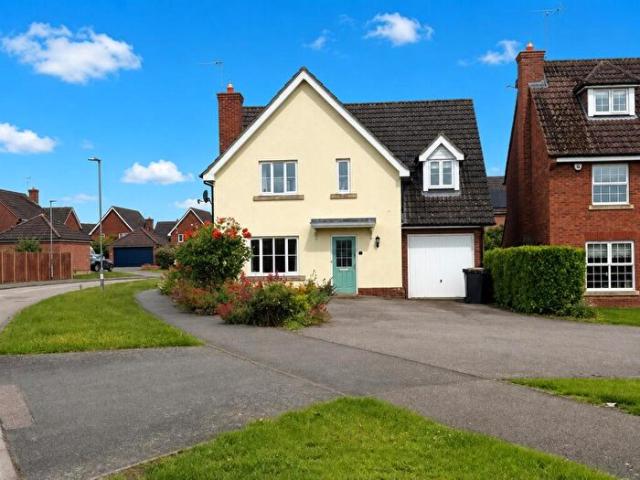 4 Bedroom Detached House To Rent In Windsor Drive, Thrapston, NN14