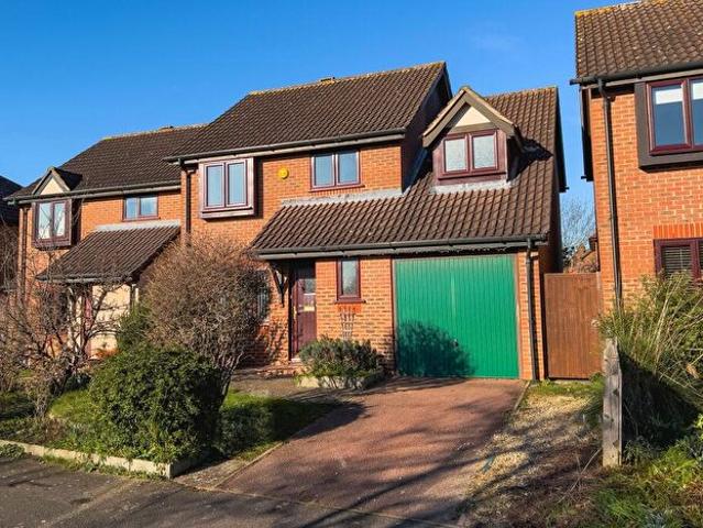 4 Bedroom Detached House To Rent In Ballard Chase, Abingdon, OX14