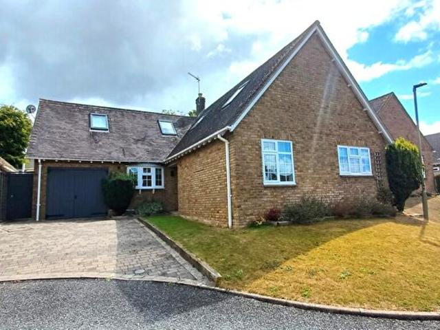 4 Bedroom Detached House To Rent In Burford Road, Chipping Norton, OX7