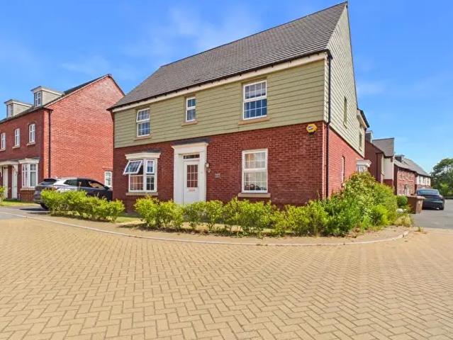 4 Bedroom Detached House To Rent In Chartley Drive, Littleover, DE23