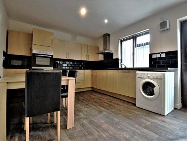 4 Bedroom Detached House To Rent In Clay Lane, Coventry, CV2
