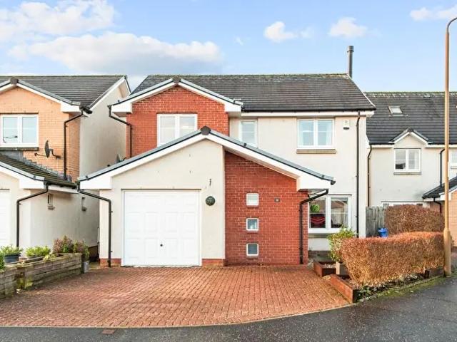4 Bedroom Detached House To Rent In David Avenue, Torbrex, Stirling, FK8