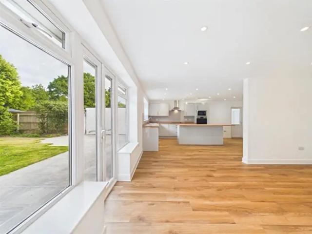4 Bedroom Detached House To Rent In Ebrington Avenue, Solihull, B92