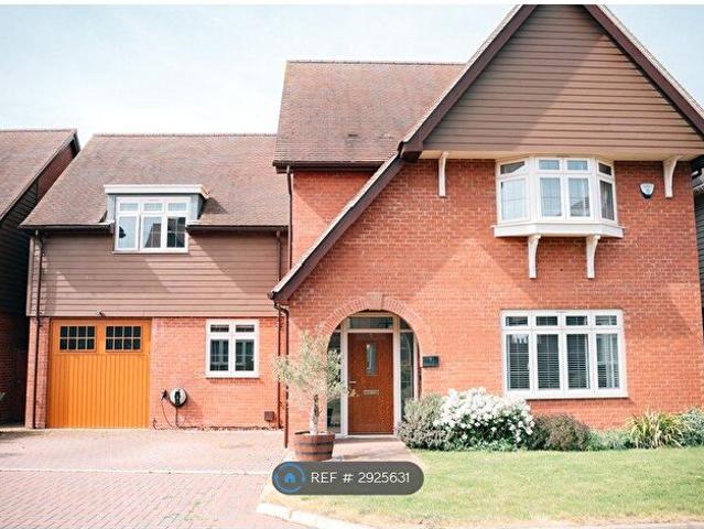 4 Bedroom Detached House To Rent In Greenford Crescent, Milton Keynes, MK10