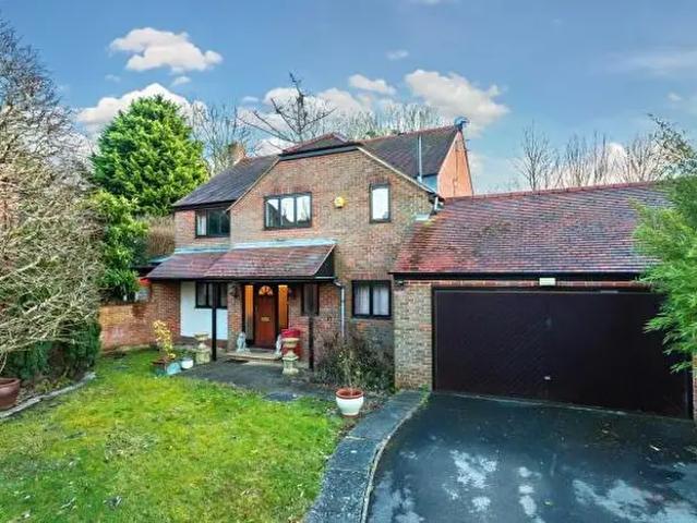 4 Bedroom Detached House To Rent In Harberton Mead, Headington, Oxford, OX3