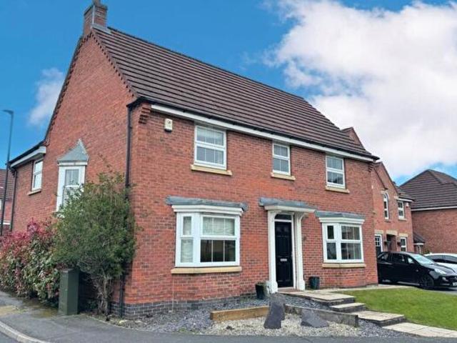 4 Bedroom Detached House To Rent In Middlefield Close, Allestree, Derby, DE22