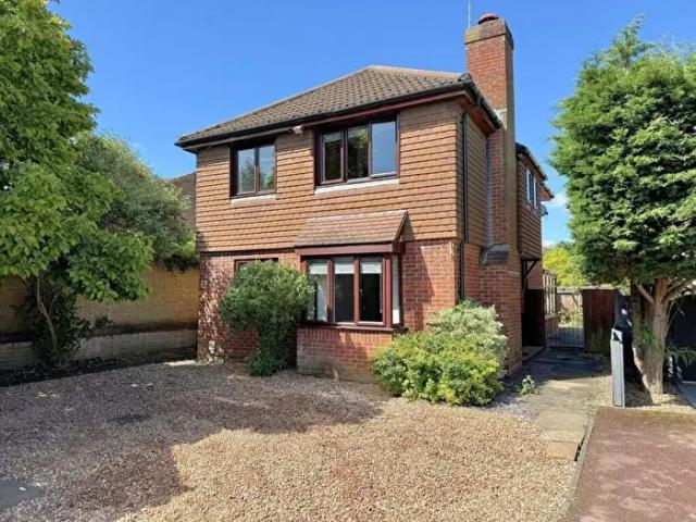 4 Bedroom Detached House To Rent In Mill Lane, Brackley, Northants, NN13