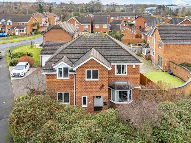 4 Bedroom Detached House To Rent In, Stratfield Way, Kettering, NN15