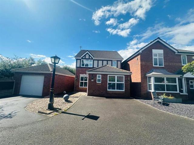 4 Bedroom Detached House To Rent In Sunart Way, Hawthorne Common, CV10