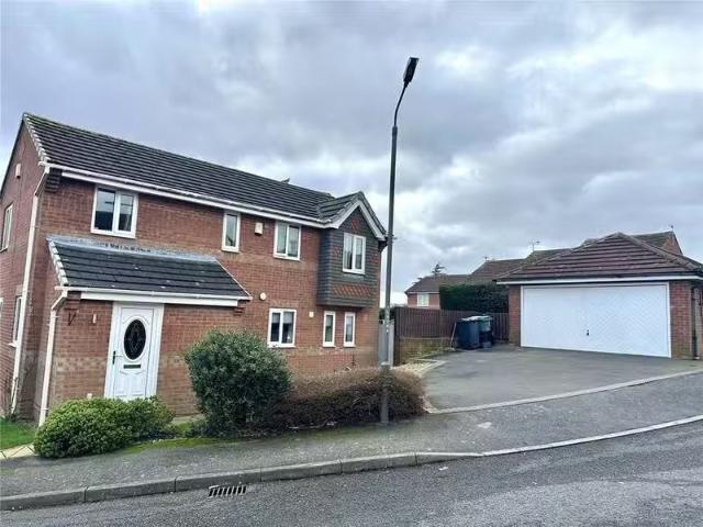 4 bedroom Detached House to rent, Norbury Way, Belper, DE56 £.
