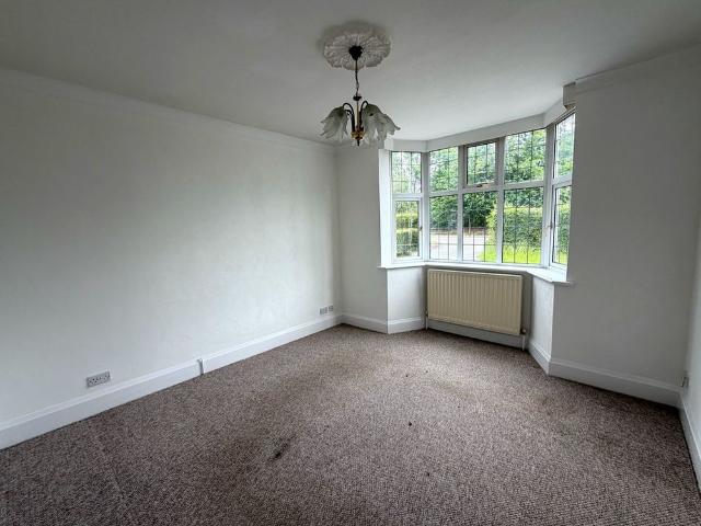 4 bedroom detached to let