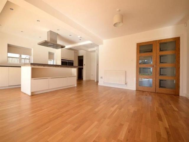 4 Bedroom Detached To Let