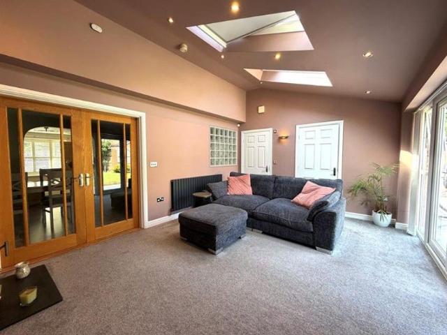 4 Bedroom Detached To Let