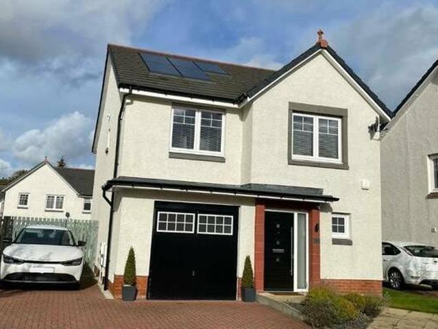 4 bedroom detached villa for sale in Creran Crescent Gartcosh G69 8FR G69