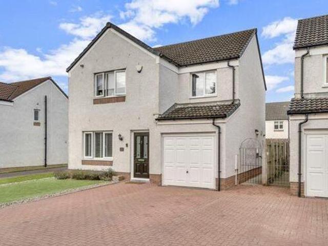 4 Bedroom Detached Villa For Sale In Irvine