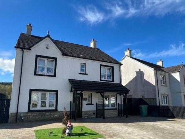 4 Bedroom Detached Villa For Sale In Lennoxtown