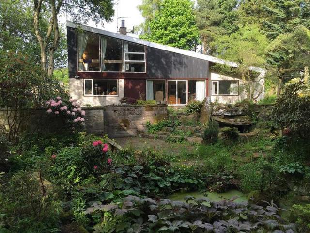 4 Bedroom Detached Villa House