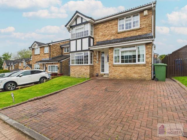 5 bedroom detached villa house for sale
