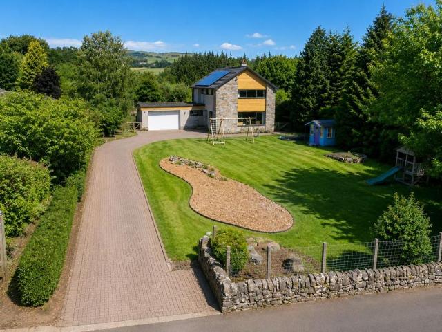 4 bedroom detached villa house for sale