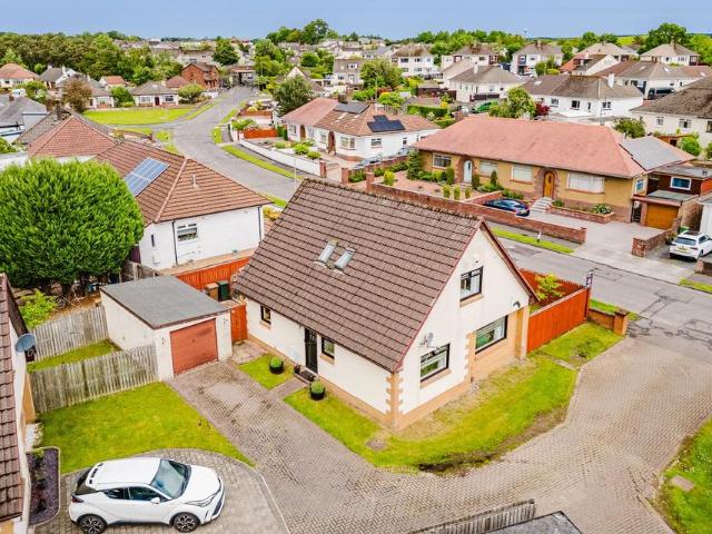 4 bedroom detached villa house for sale