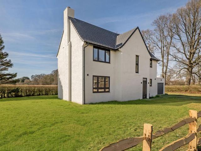 4 bedroom detached villa house for sale
