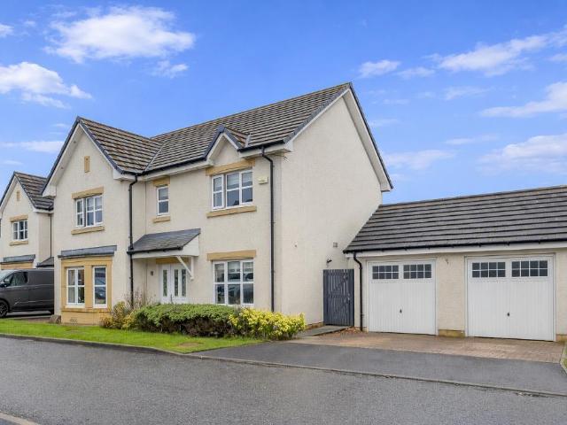 4 bedroom detached villa house for sale