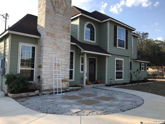 4 bedroom, Devine TX 78016 LS94461883