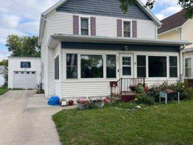 4 bedroom, Devils Lake ND 58301 LS94428225