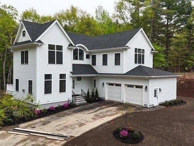 4 bedroom, Dedham MA 02026 LS102447816