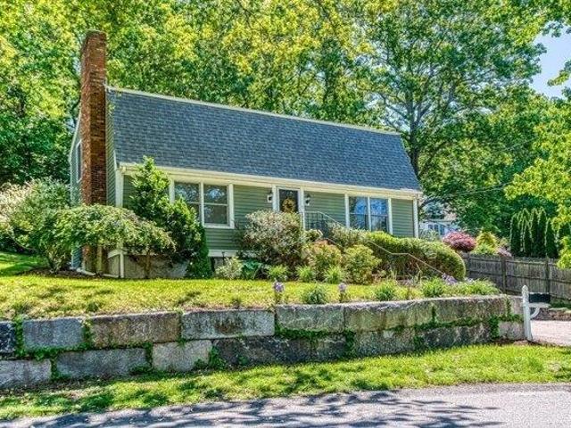 4 bedroom, Dedham MA 02026 103442420