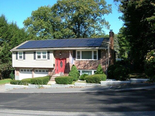 4 bedroom, Dedham MA 02026 103928440