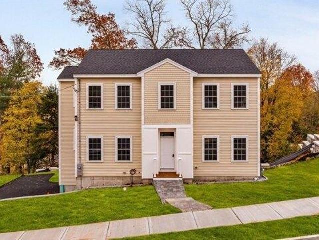 4 bedroom, Dedham MA 02026 104330957