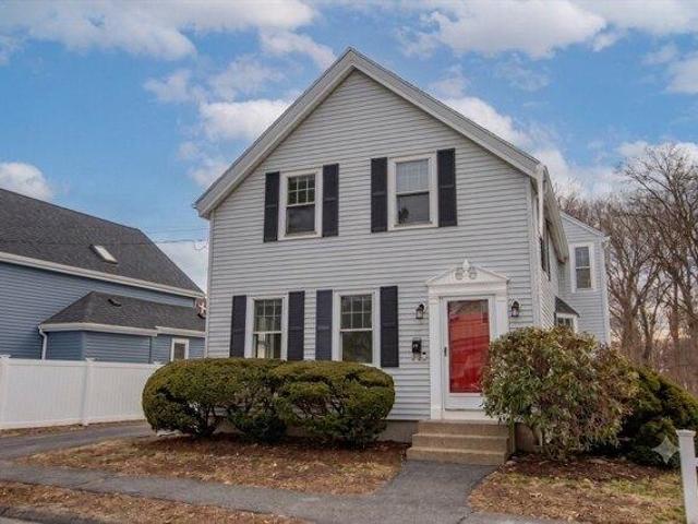 4 bedroom, Dedham MA 02026 105061787