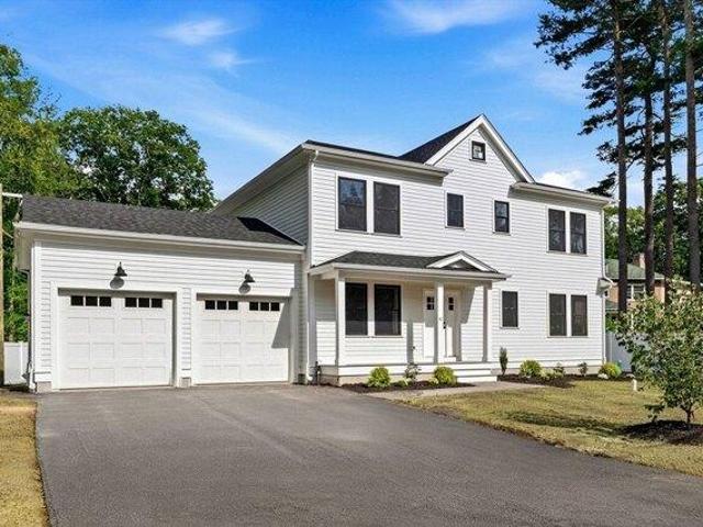 4 bedroom, Dedham MA 02026 105202526