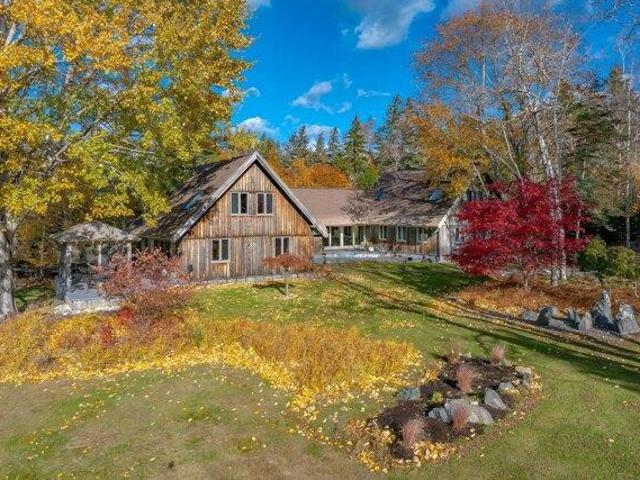 4 bedroom, Deer Isle ME 04627 102762440