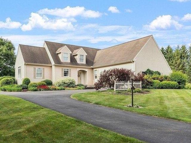 4 bedroom, Deerfield MA 01373 105203853