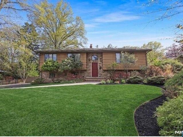 4 bedroom, Demarest NJ 07627 104691817