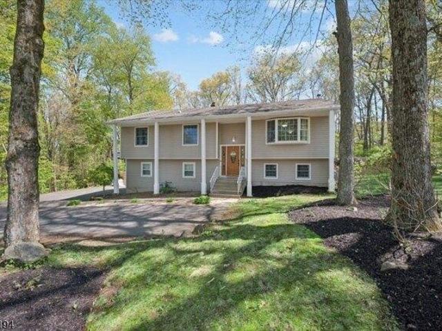 4 bedroom, Denville NJ 07866 LS102213342