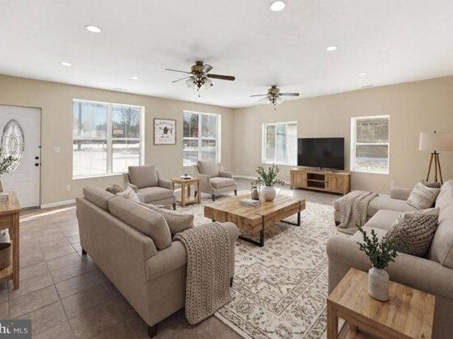 4 bedroom, Deptford NJ 08096 102777637