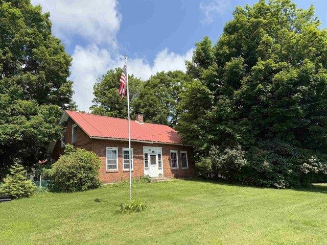 4 bedroom, Derby VT 05829 104606040