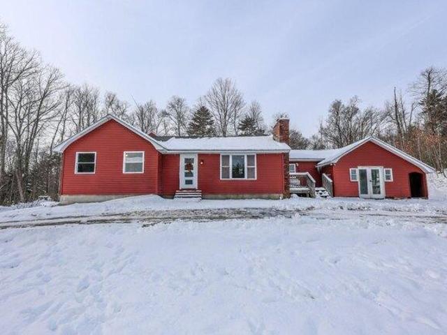 4 bedroom, Derry NH 03038 LS102409431