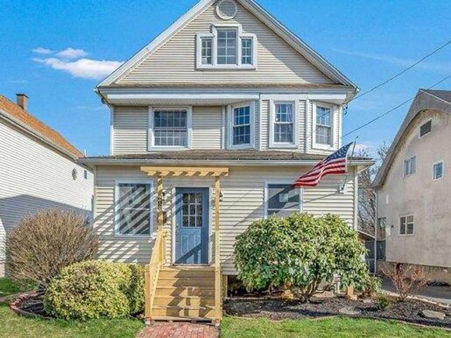 4 bedroom, Dickson City PA 18519 103602431