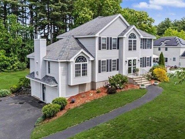 4 bedroom, Dracut MA 01826 LS103034582