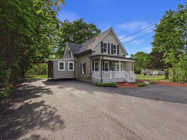 4 bedroom, Dracut MA 01826 102922460